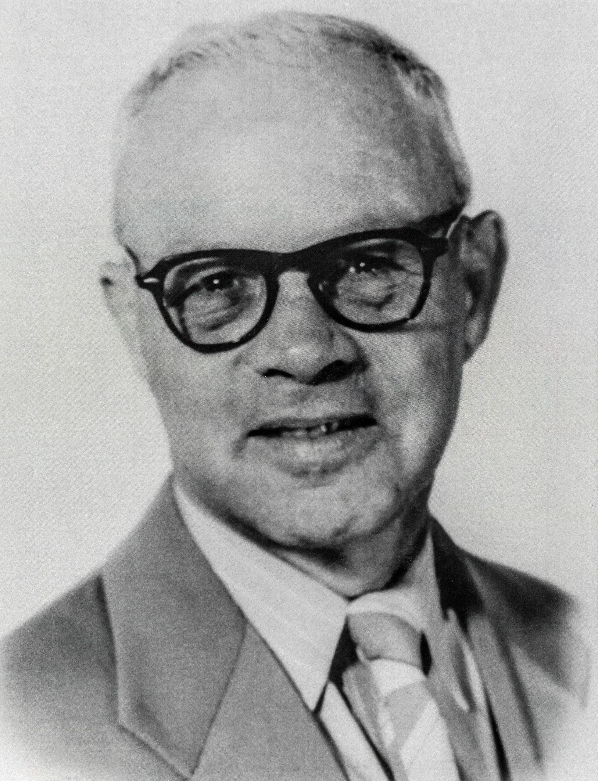 Edwin Malls Kirtley: 1985 Medford Sports Hall of Fame Inductee